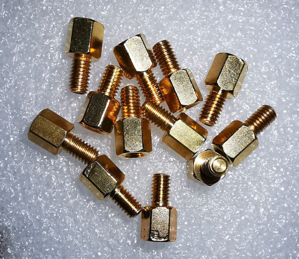 LOT DE DOUZE ENTRETOISES LAITON HEXA 5 - M3 hauteur 5mm - MALE 5mm ...