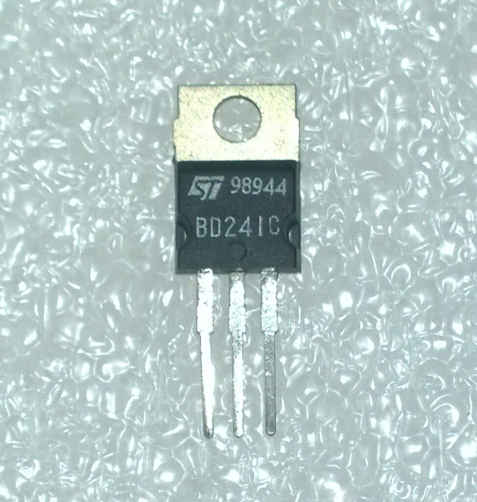 LOT DE DEUX TRANSISTORS DE PUISSANCE BD241C NPN 100V 3A 40W ST