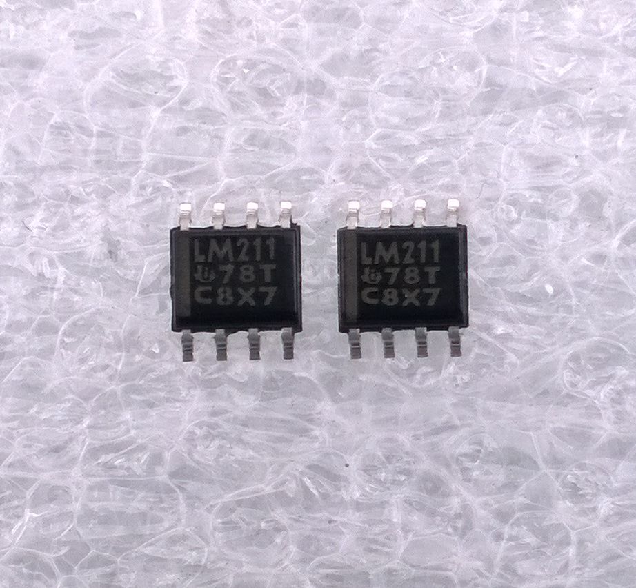 LOT DE QUATRE CIRCUITS INTEGRES - LM211D - SMD SO8 - DIFFERENTIAL ...