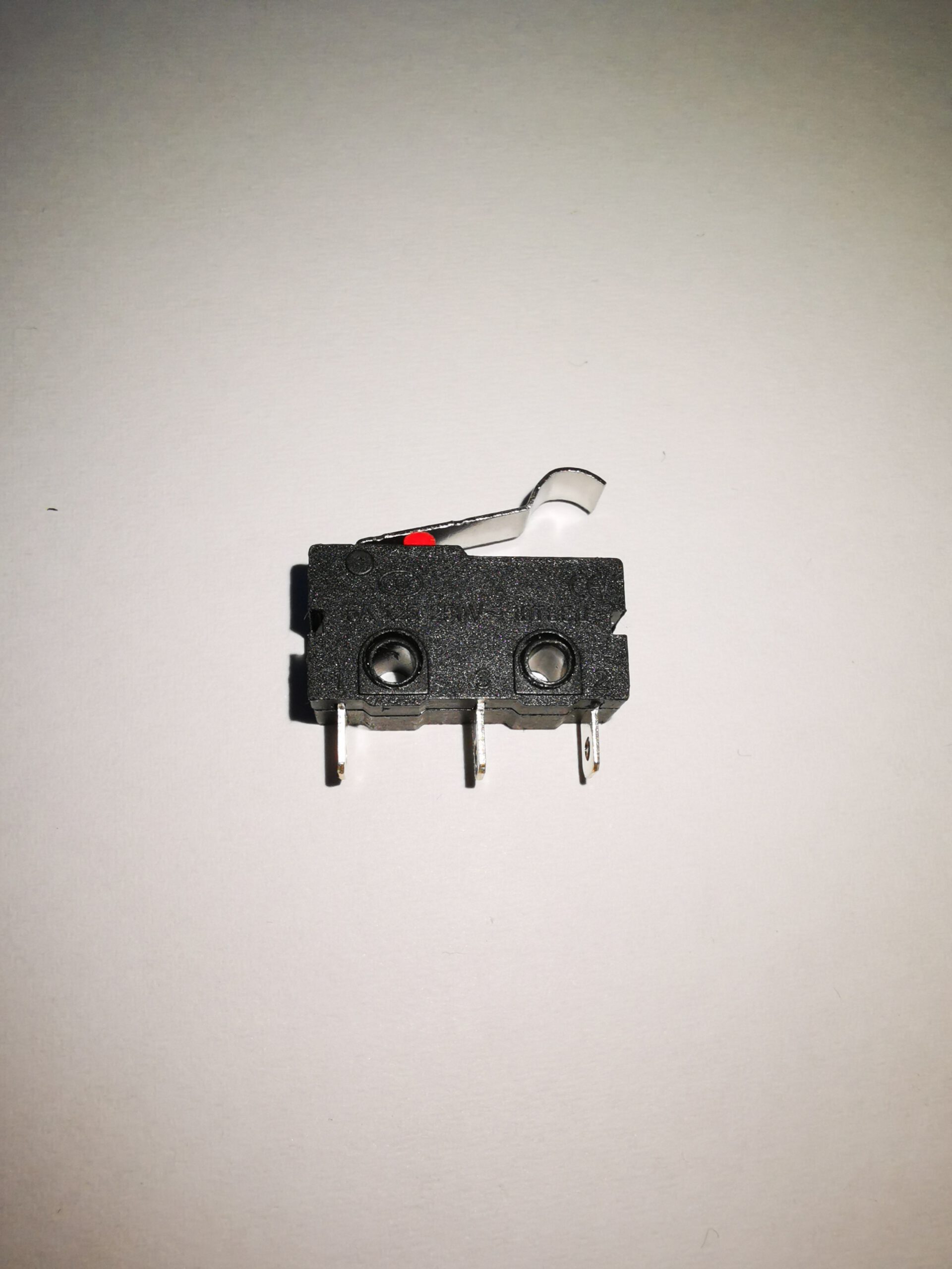 Microswitch DB2 à souder KW12 16MM